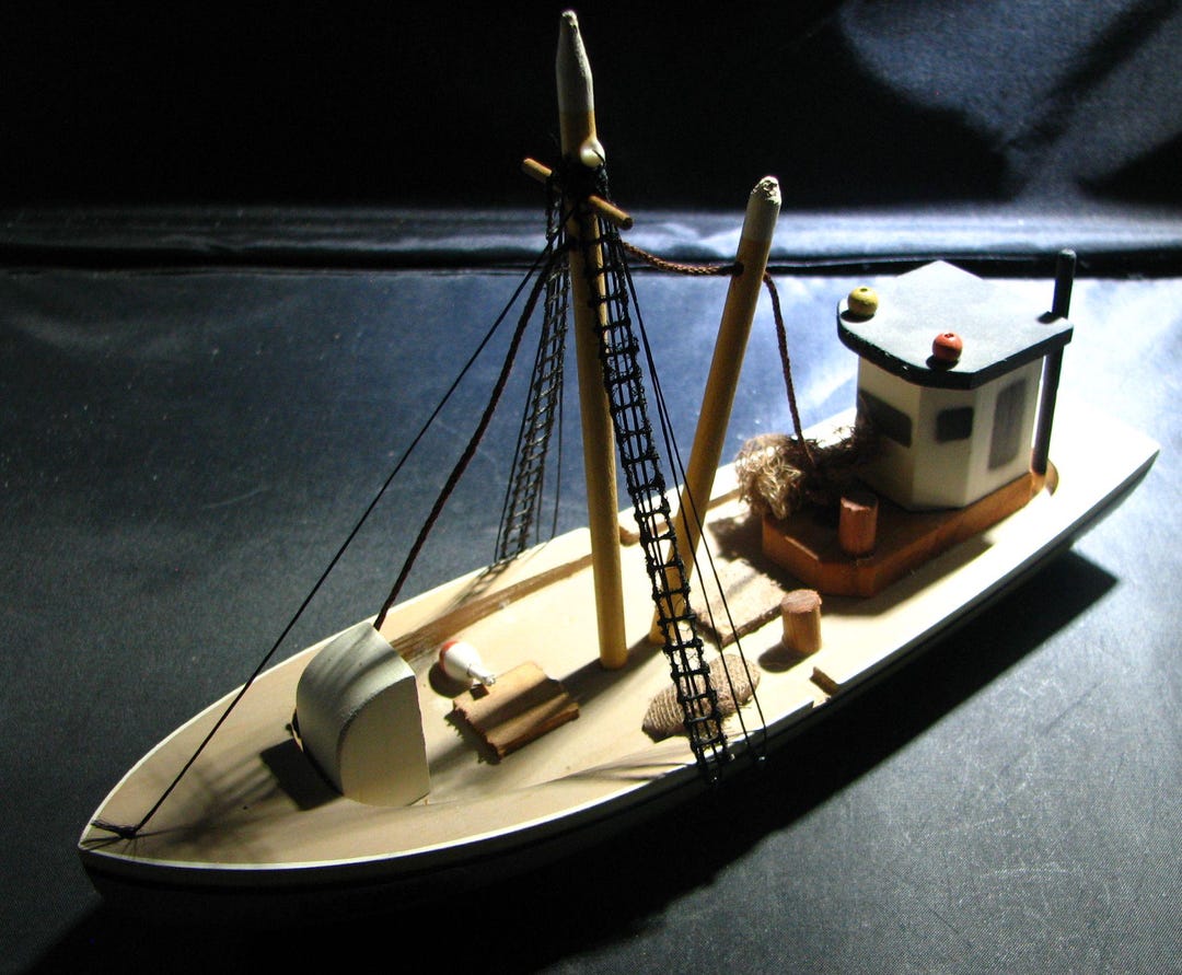 Vintage Ship Model FISHING TRAWLER Made in Pownal, Maine by Brower ...