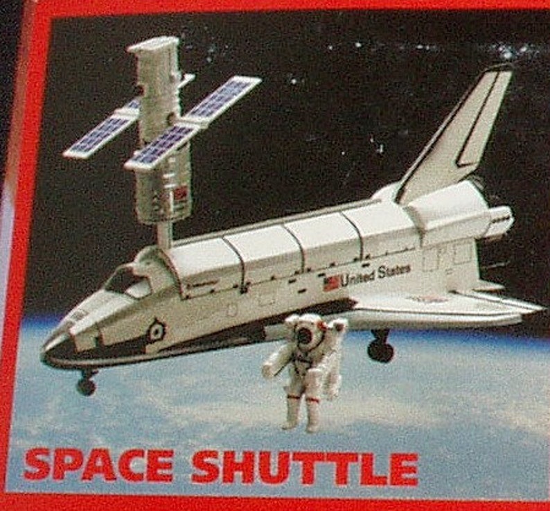 Model Kit of Space Shuttle Launching the HUBBLE SPACE | Etsy