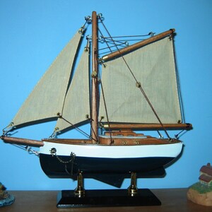 Wooden Ship Model- FRIENDSHIP Like GAFF SLOOP- Sail Boat 9" Long ...