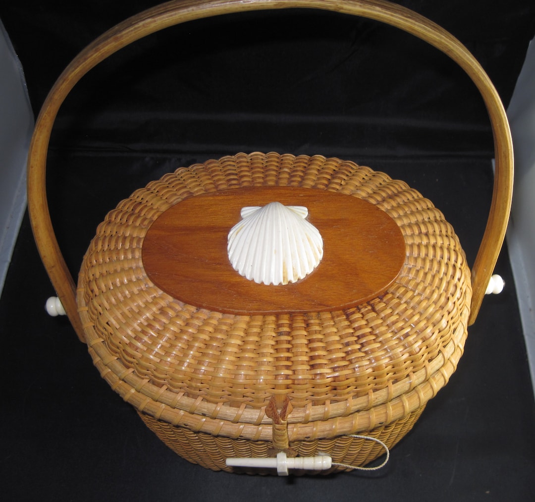 Barlow Type NANTUCKET BASKET Vintage W/faux Carved Scallop - Etsy