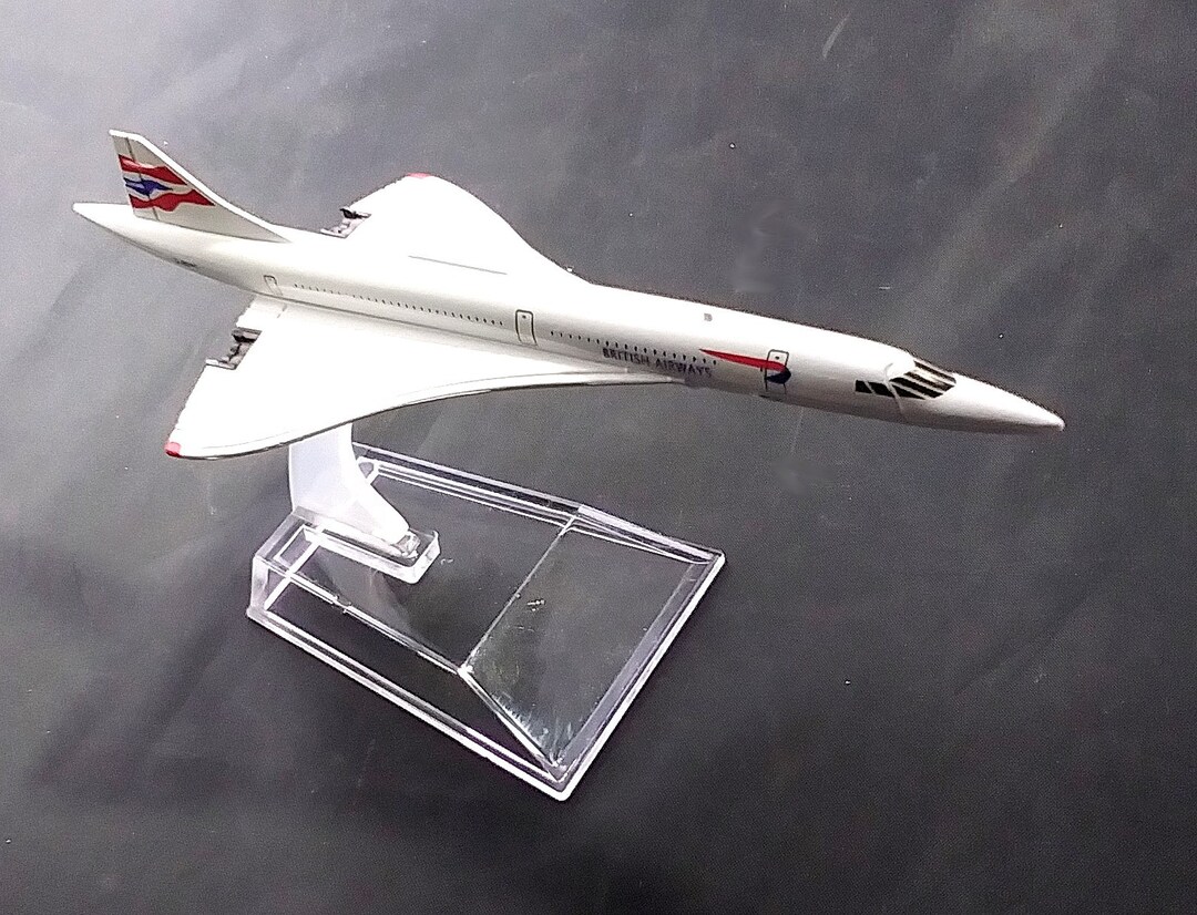 Mini Diecast BRITISH AIRWAYS Concorde Supersonic Airplane on Stand 6 ...