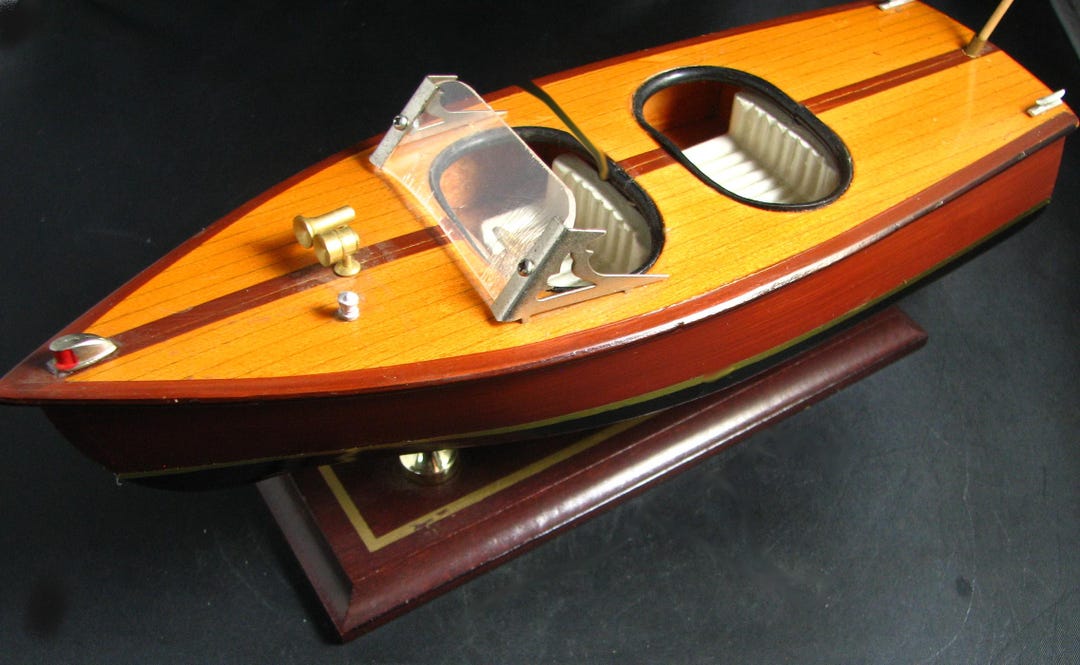 Vinatage Wooden Boat Model- Chris Craft MAHOGANY Runabout SPEED BOAT ...
