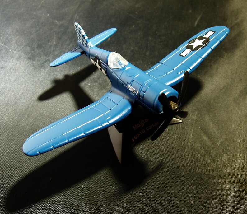 Mini Diecast USMC F4U-1D Corsair WW2 Fighter Airplane on Stand - Etsy