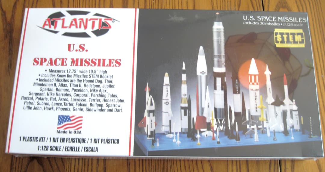 STEM Model Kit of United States Space Rockets and Missiles by Atlantis ...