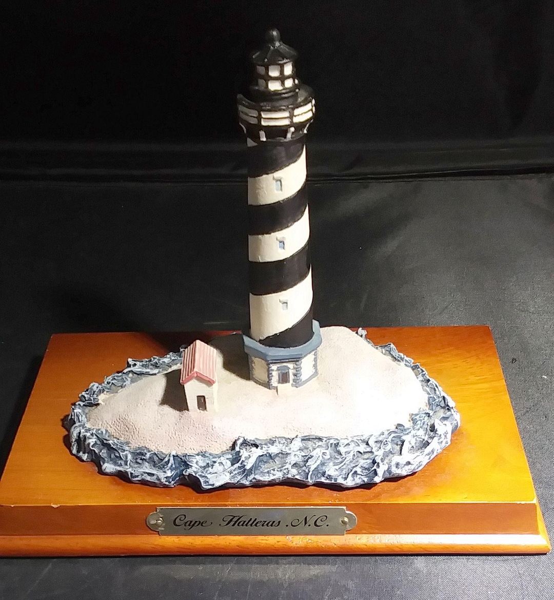 Cape Hatteras Lighthouse, North Carolina Premier Lighthouse Fine Model ...