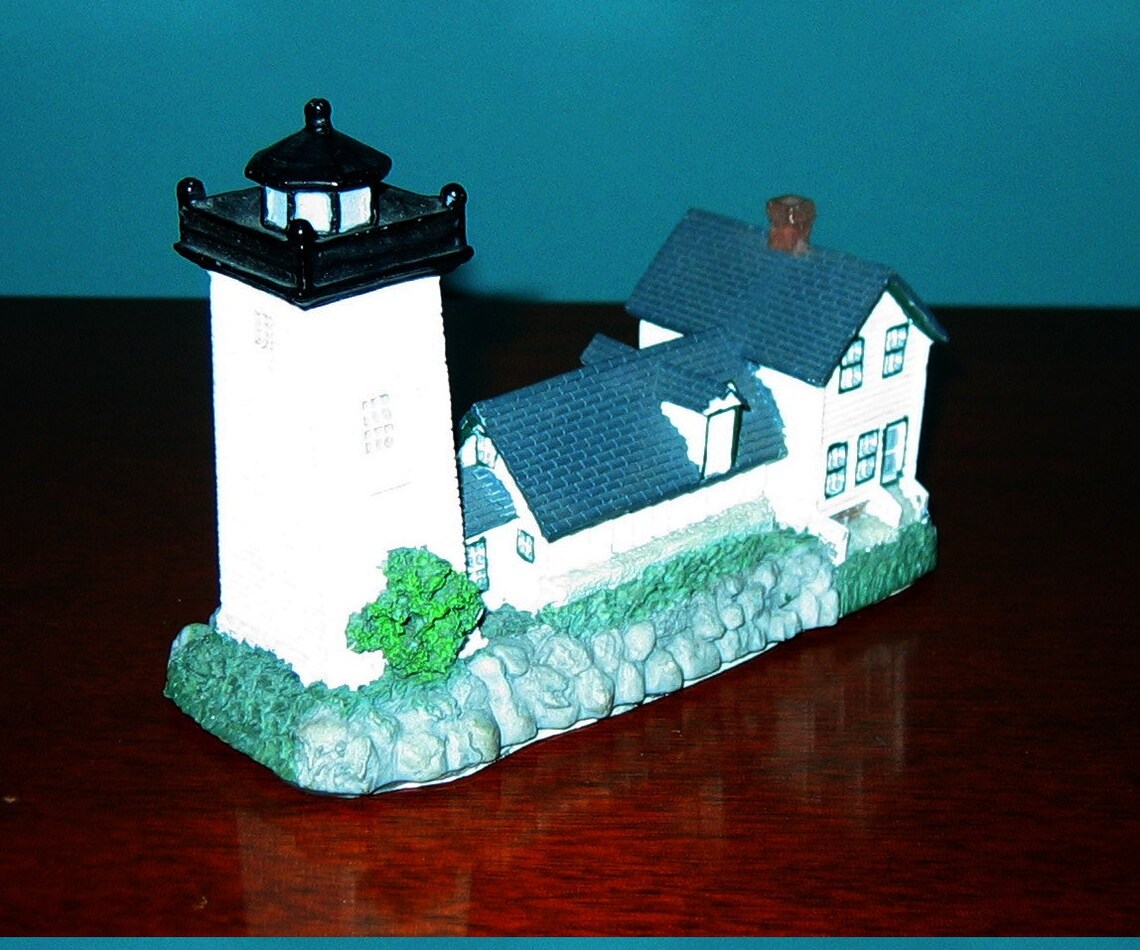 Gindle Point Lighthouse Model Maine SCAASIS Quality | Etsy