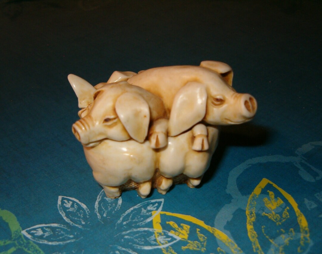 4 Pig Trinket Box! Cutest Thing You Ever Did See! A Pig Pile of 4 Pigs ...