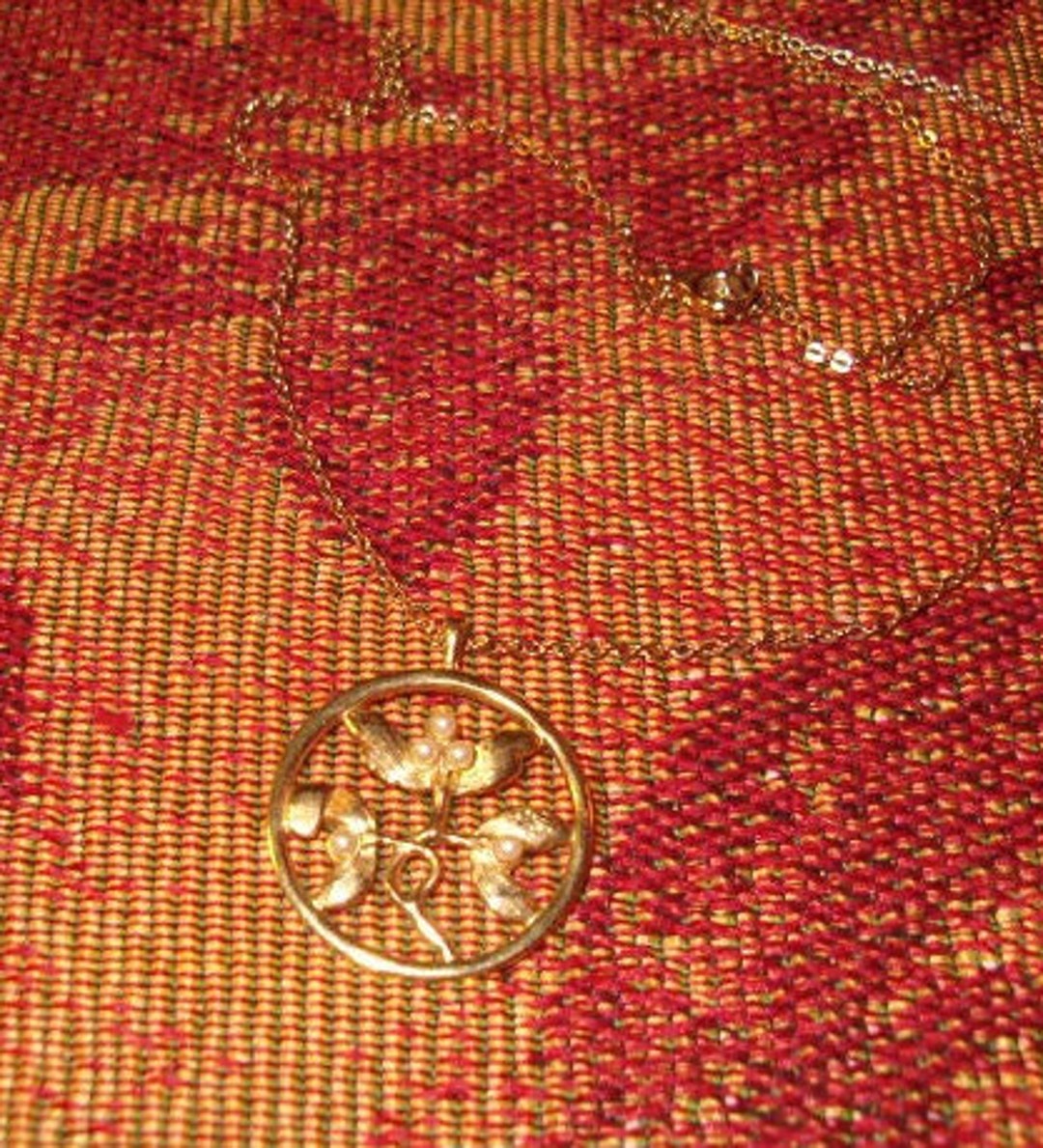 Avon Pendant, Golden Tone Metal W Leaves and Seed Pearls, 1"round, Fine ...