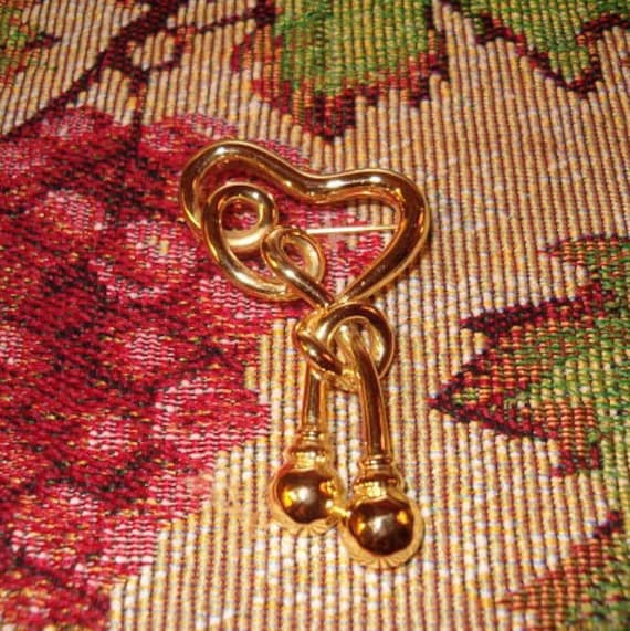 Tie Up My Heart, Heart Pin, Made to Look Like a Heart… - Gem