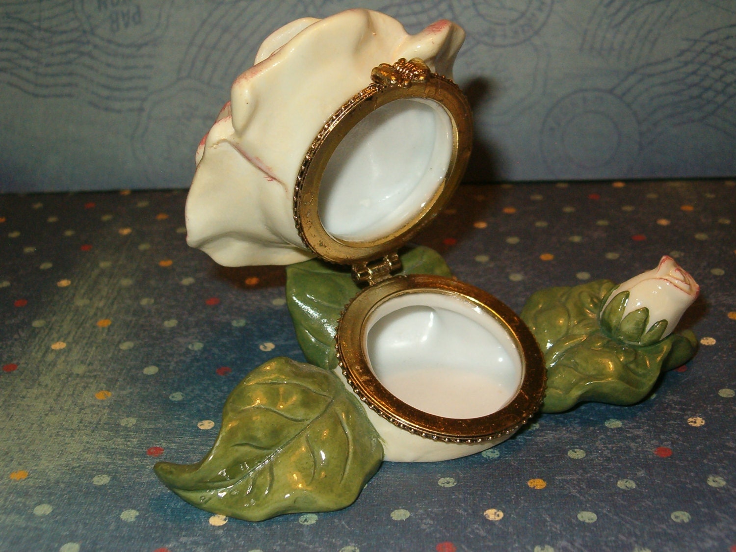 Vintage Rose Trinket Box, Heavy Porcelain, Metal Fittings, Gorgeous ...