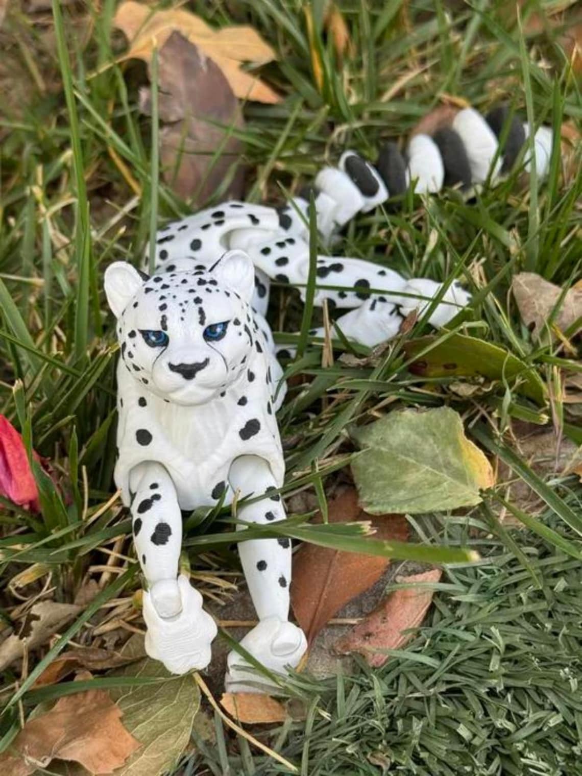 Poseable 3D Printed Snow Leopard – Wildlife Art for Home & Office Decor ...