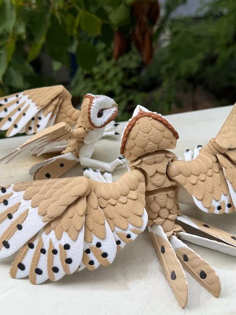 Articulated 3D Printed Owl Statue, Poseable Wings, Desk Decor - Etsy