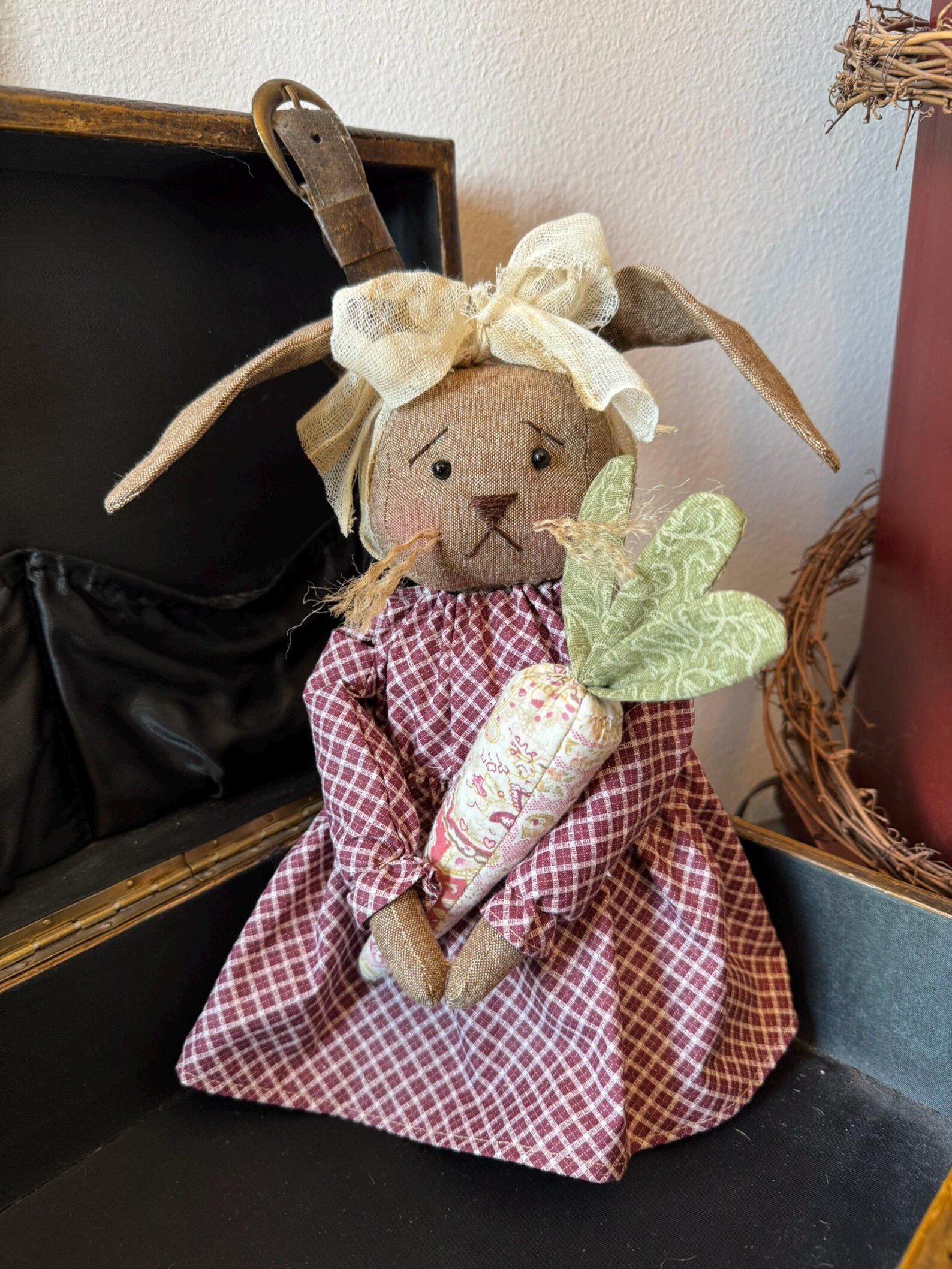 Handmade 10" Primitive Gingham Bunny Rabbit With Fabric Carrot - Etsy