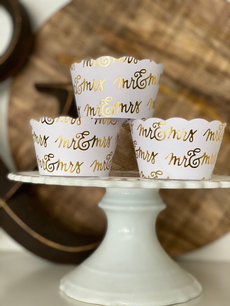 White and Gold Mr. & Mrs. Wrappers Engagement Cupcake - Etsy