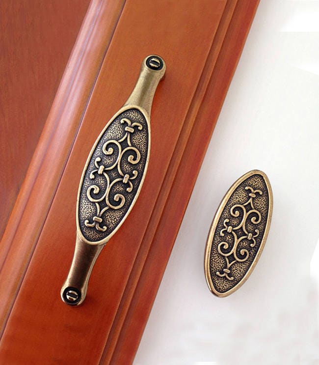 5 Antique Bronze Handle Pull Knob Pulls Handles / | Etsy