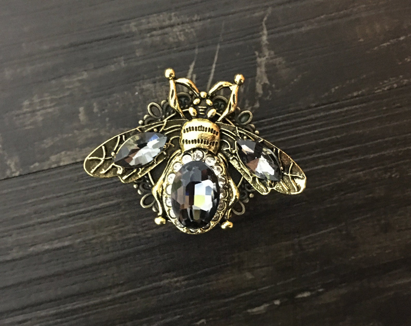 Bee Knobs Cabinet Knobs Dresser Knobs Funiture Knobs Pull / - Etsy