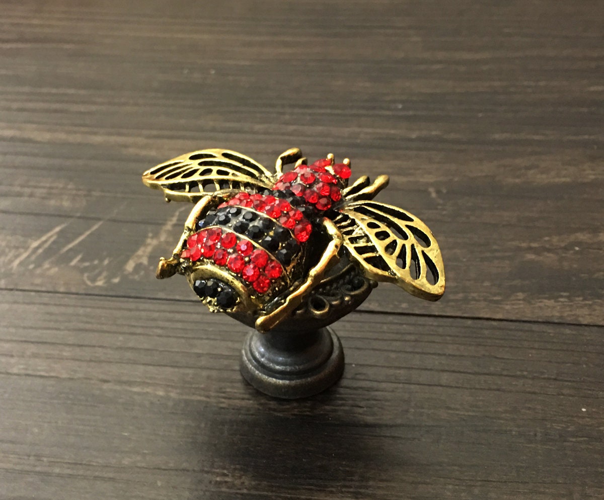 Bee Knobs Cabinet Knobs Dresser knobs Funiture Knobs pull / | Etsy