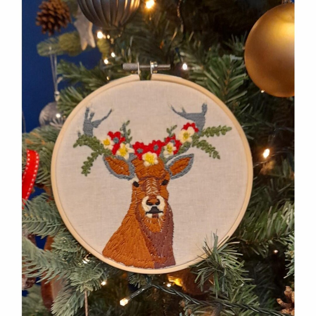 Stag in a Floral Headdress Embroidery Hoop Art Decoration, Wall Art - Etsy