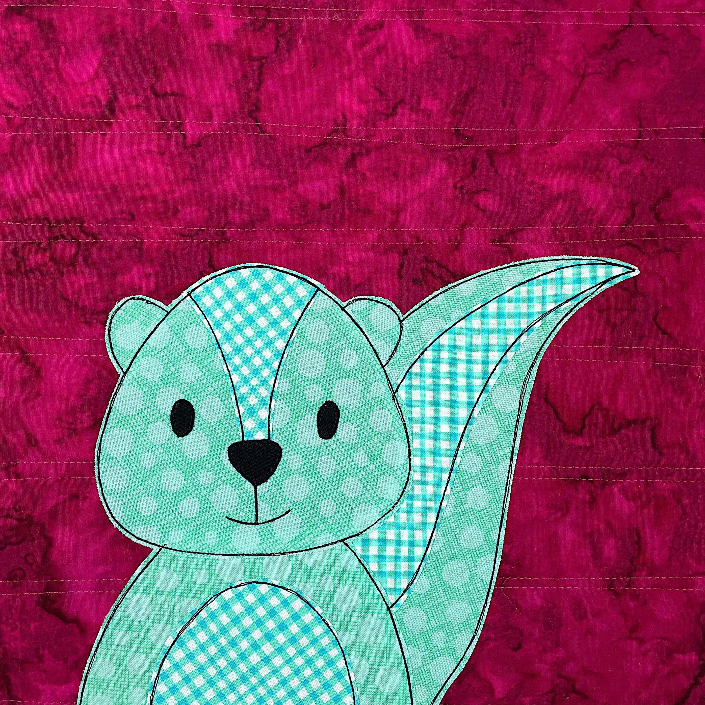 Scarlett Skunk Applique Quilt Pattern: Easy Quilt-as-you-go (digital ...
