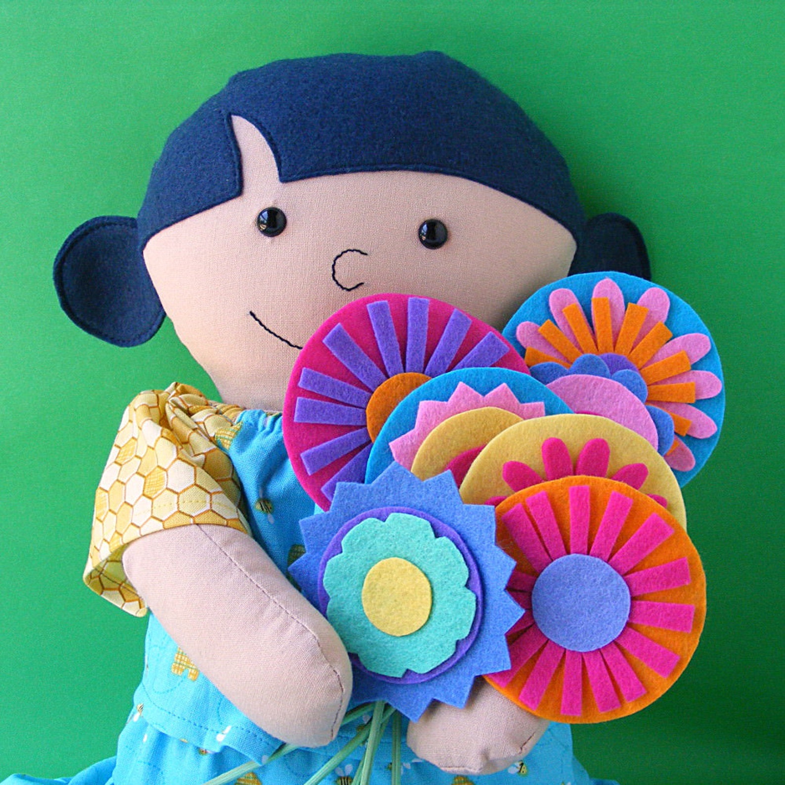 Dress up Bunch Doll Beekeeper Dress and Flowers Pattern - Etsy