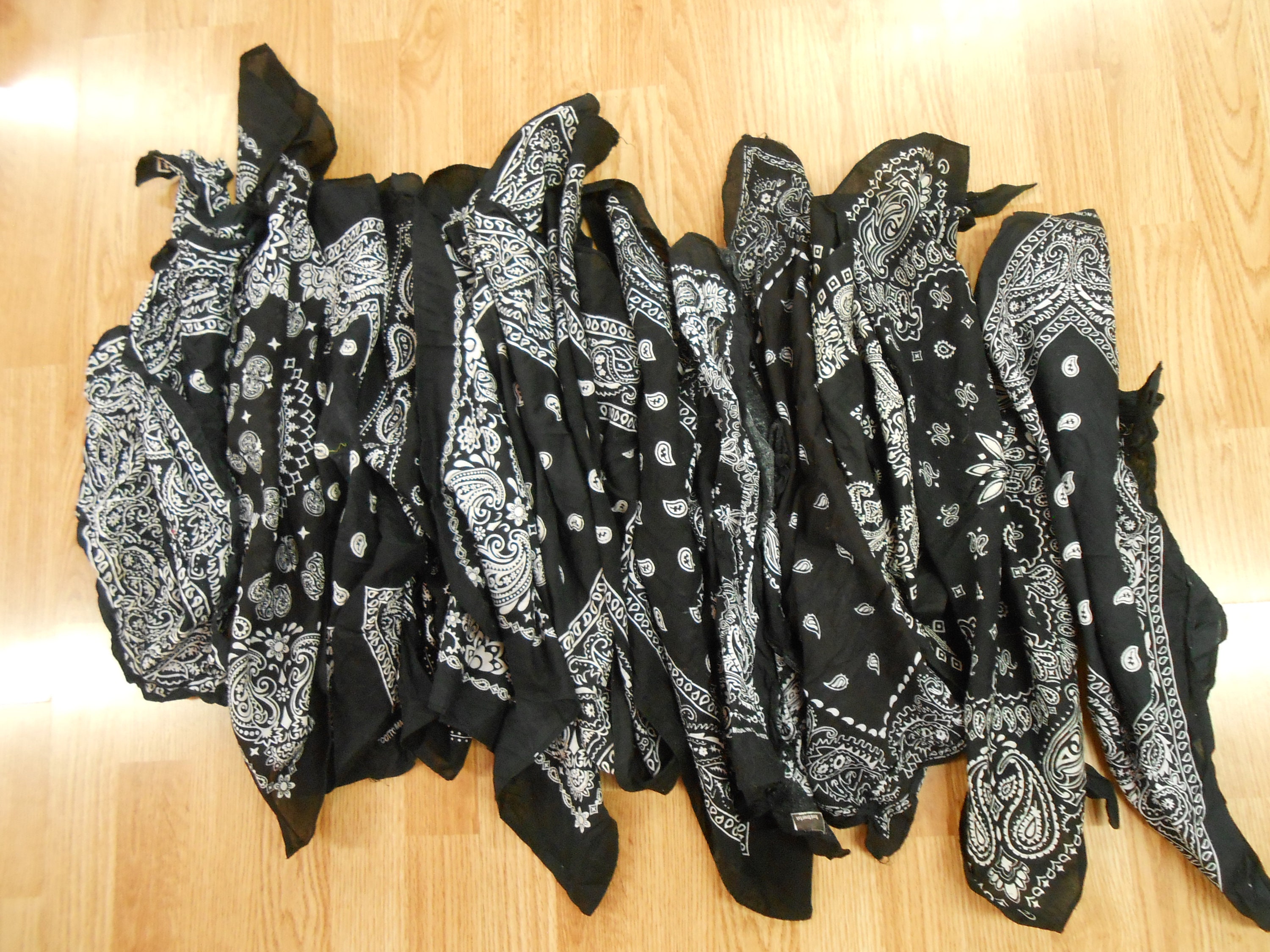 Old School Lot of 10 Mixed BLACK PAISLEYS Soft Cotton Biker Bandana's ...