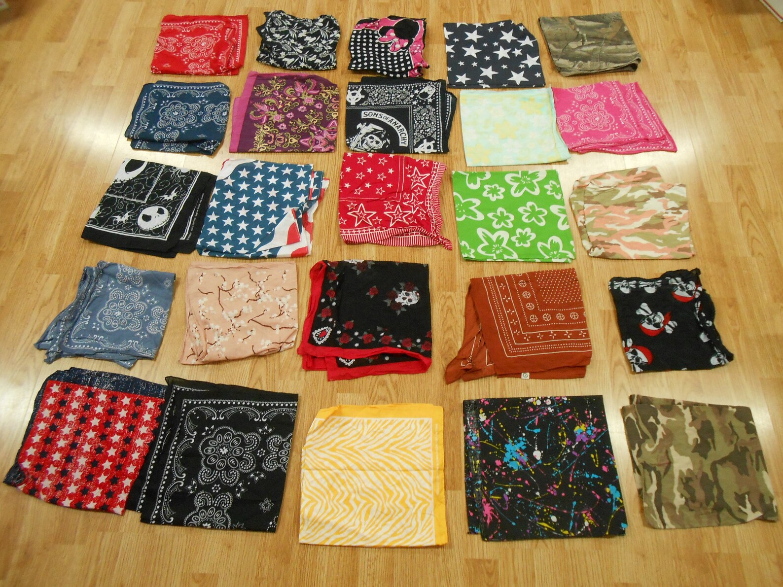 Mixed Lot of 25 Mixed Prints His & Hers Soft Cotton Biker Old School ...