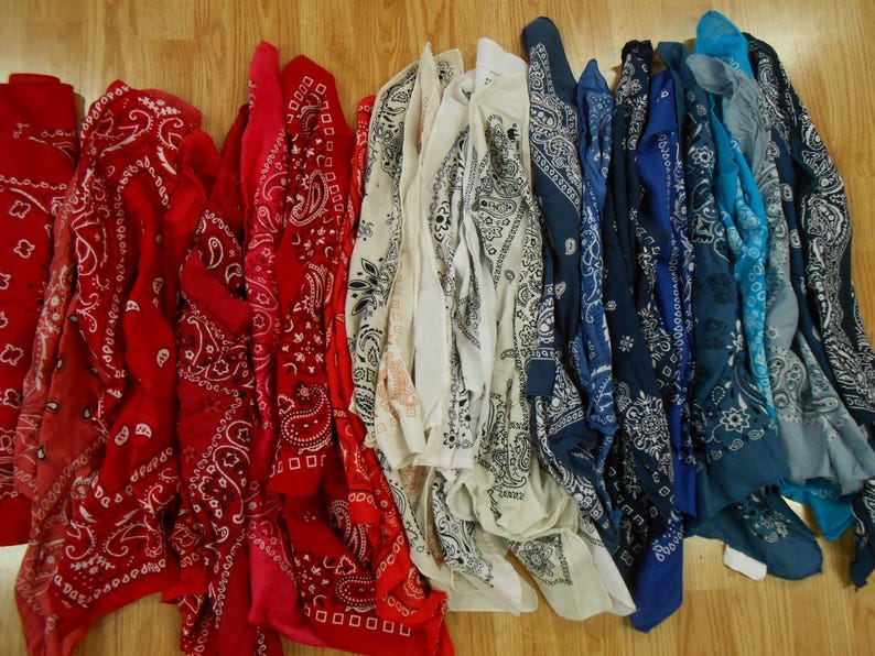 Old School Lot of 10 Mixed Shades of RED WHITE & BLUE Paisleys Soft ...