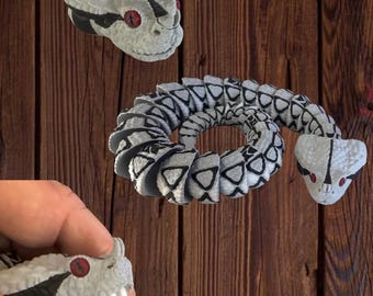 Precision-crafted 3D Printed Articulated Gaboon Viper Fidget Toy ...