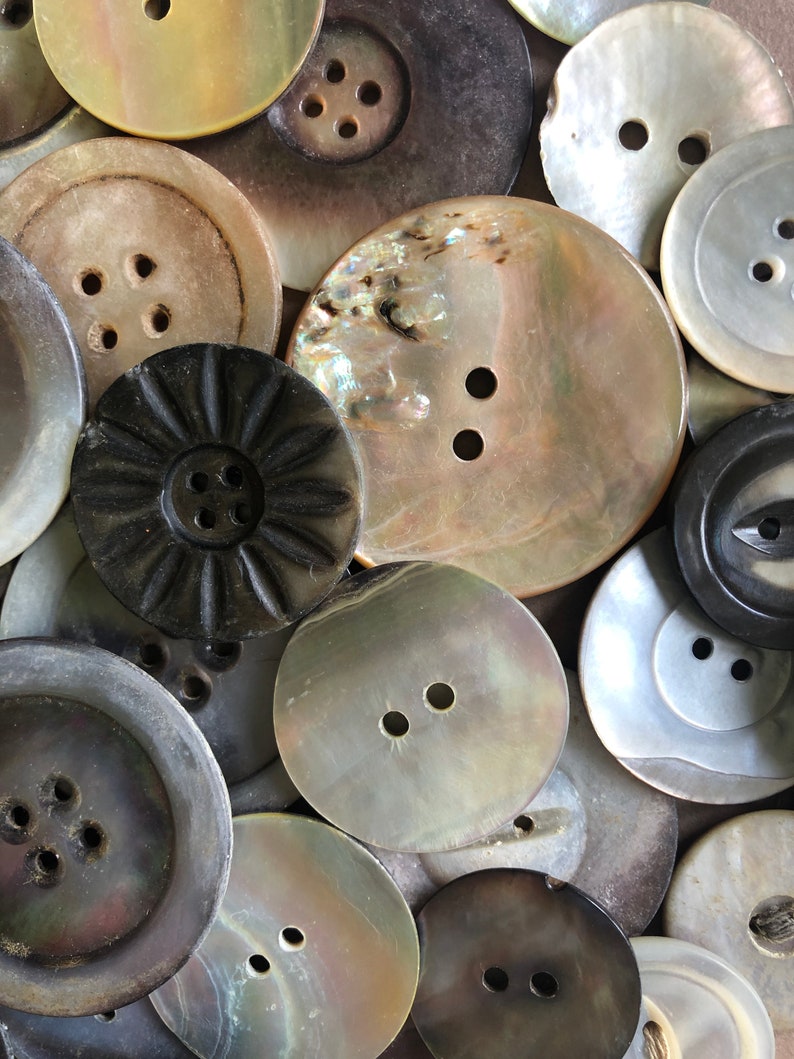 10 Large-xlarge Random Vintage/antique Mother of Pearl Buttons Bulk ...