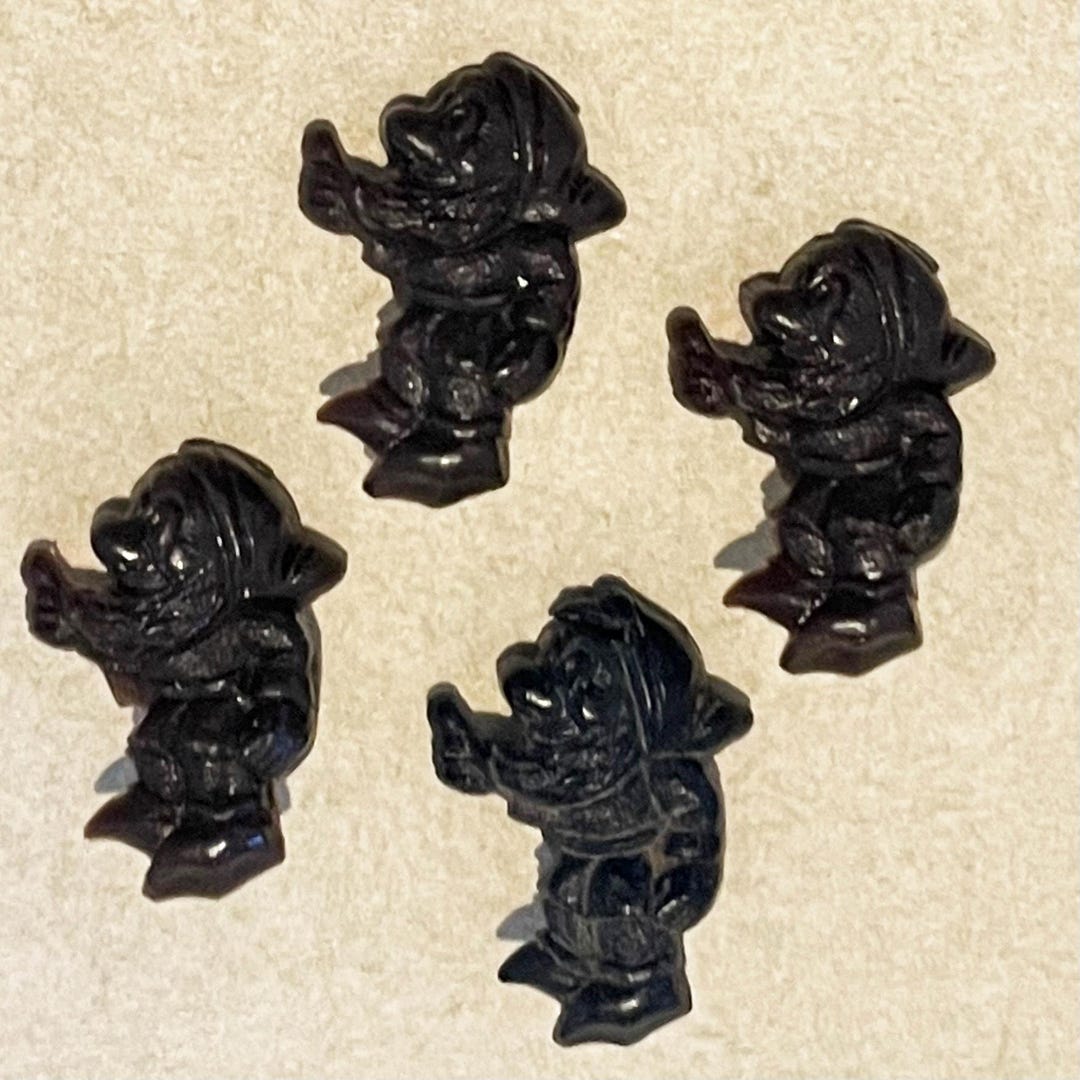 Vintage Plastic Kiddie Buttons - Disney Dwarf From Snow White & Seven ...