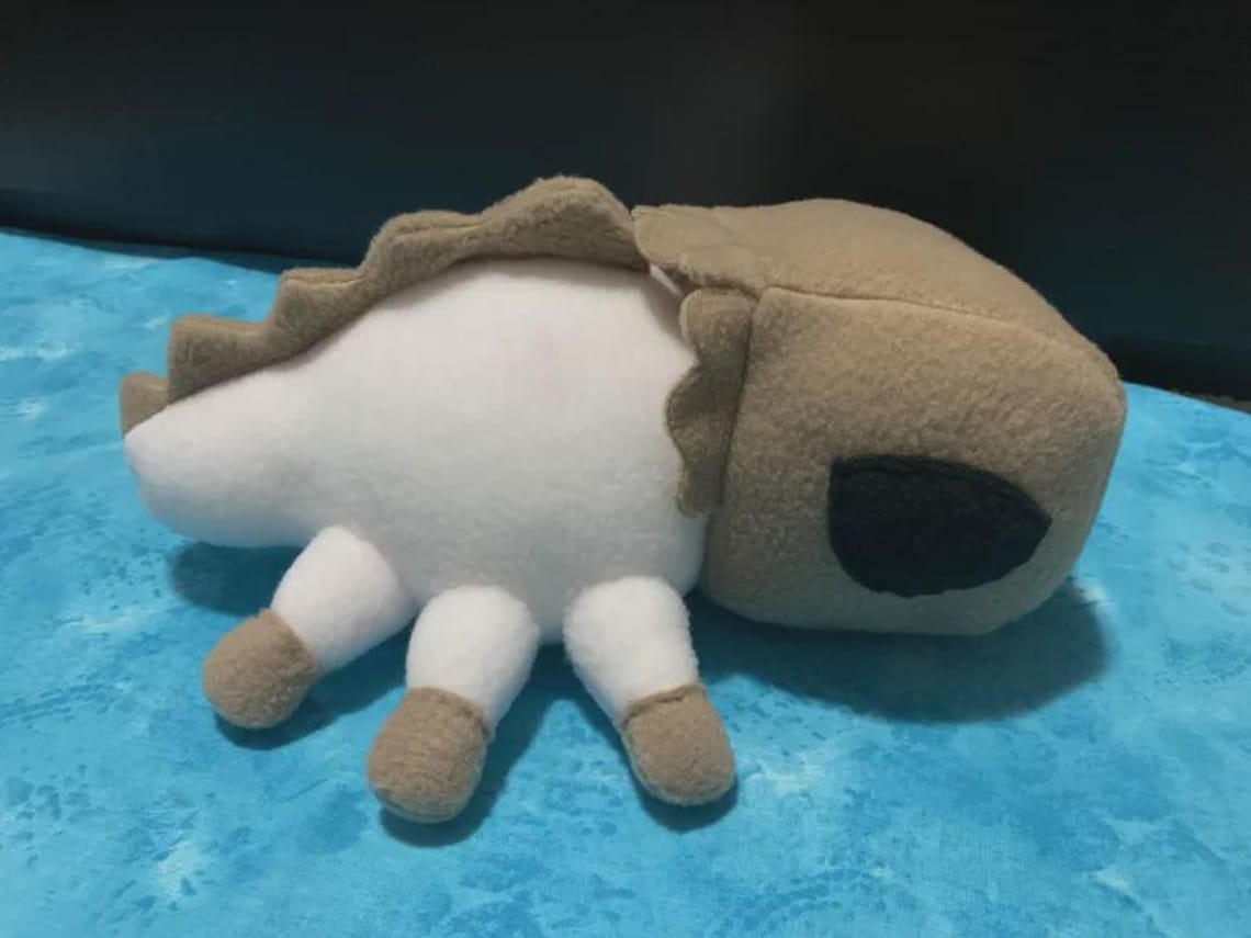Rain World Lizard-inspired Plush - Etsy