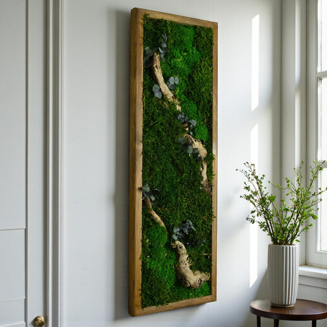 Decorazione murale in legno di bonsai e muschio stabilizzato con ...