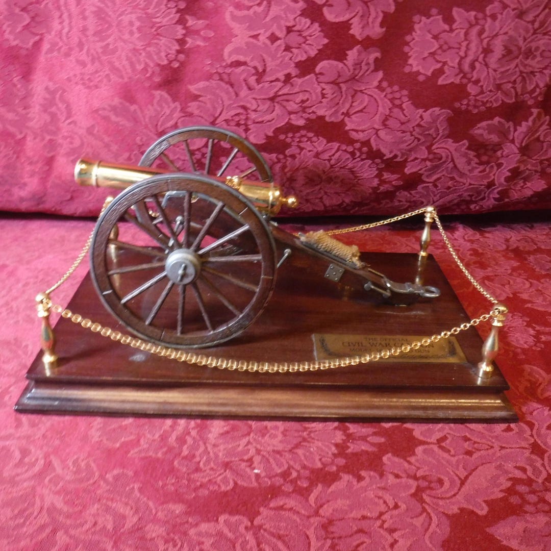 Franklin Mint Model 1857 Field Gun. Civil War Cannon on Wood Base ...