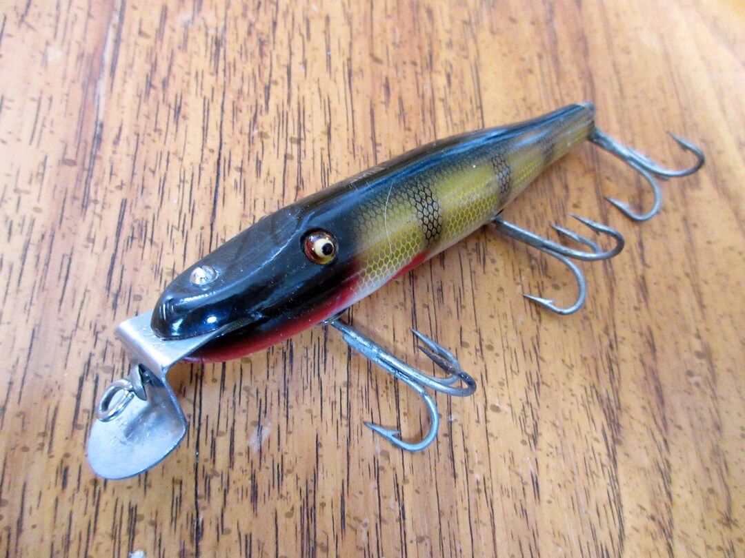 Antique Wooden Fishing Lure With Glass Eyes, Creek Chub Lure Company ...