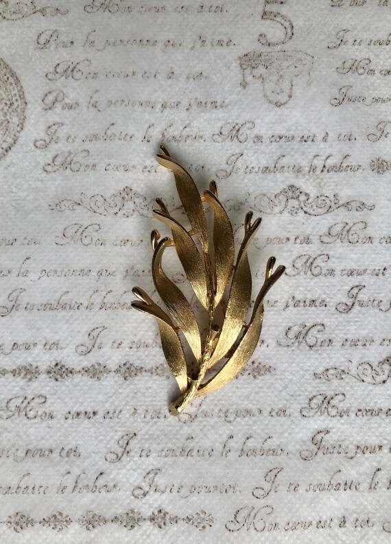 vintage lisner signed brushed - Gem