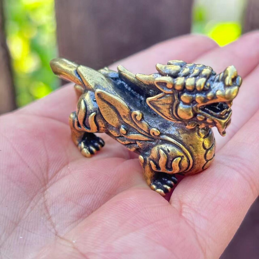Copper Mythical Beast Solid Figurine Handheld Charm Oriental Desk Decor ...