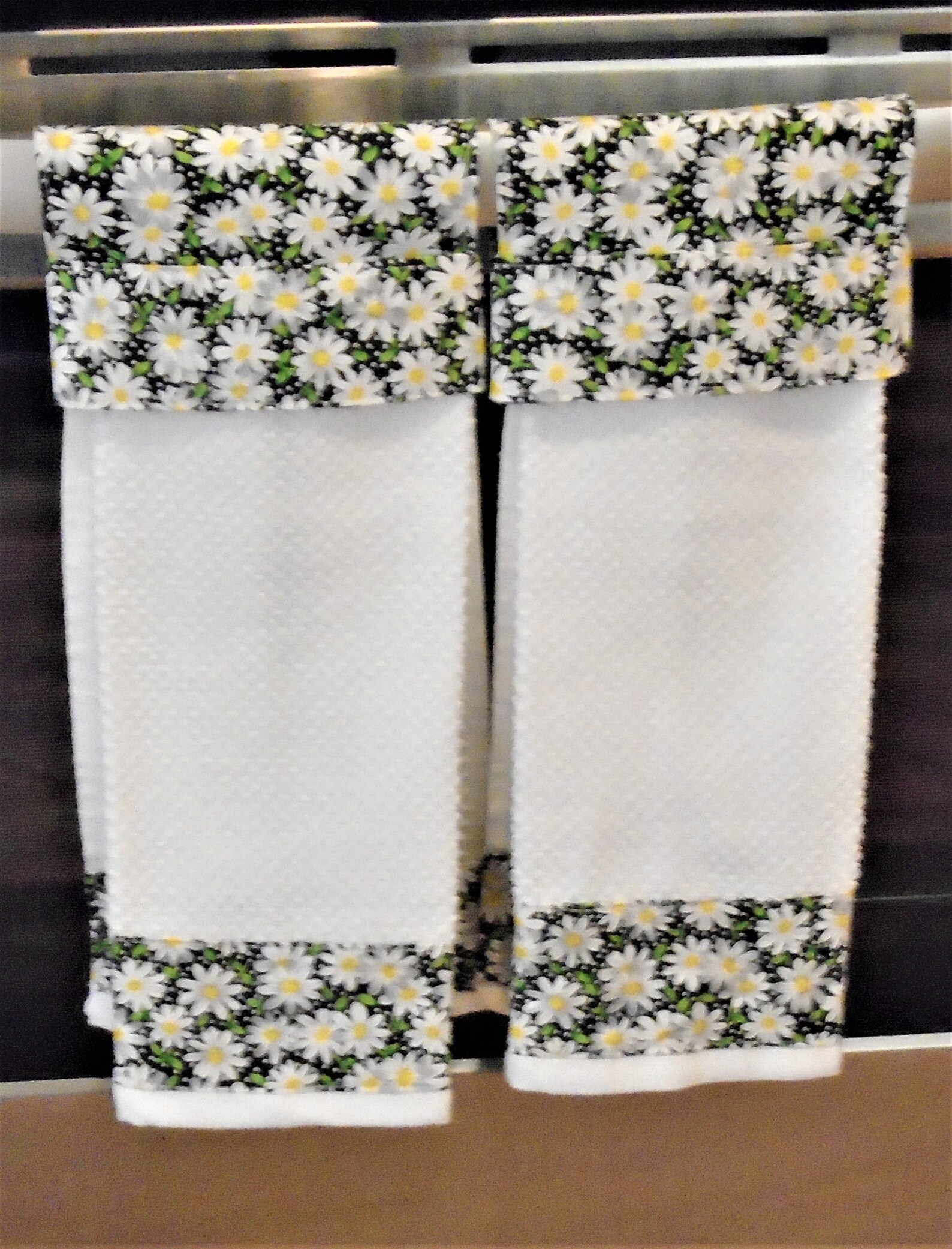 Handmade Hanging Kitchen Towels Featuring Daisies and Dots - Etsy