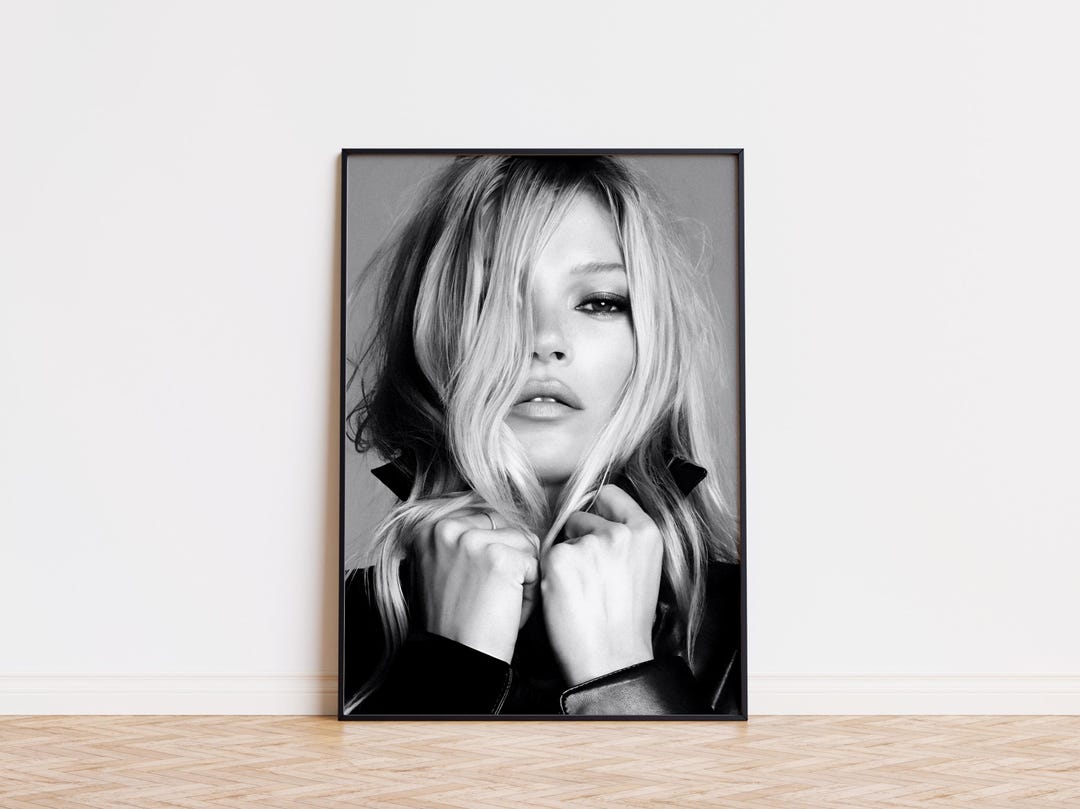 Kate Moss Portrait Print - Black and White Fashion Photo (digital ...