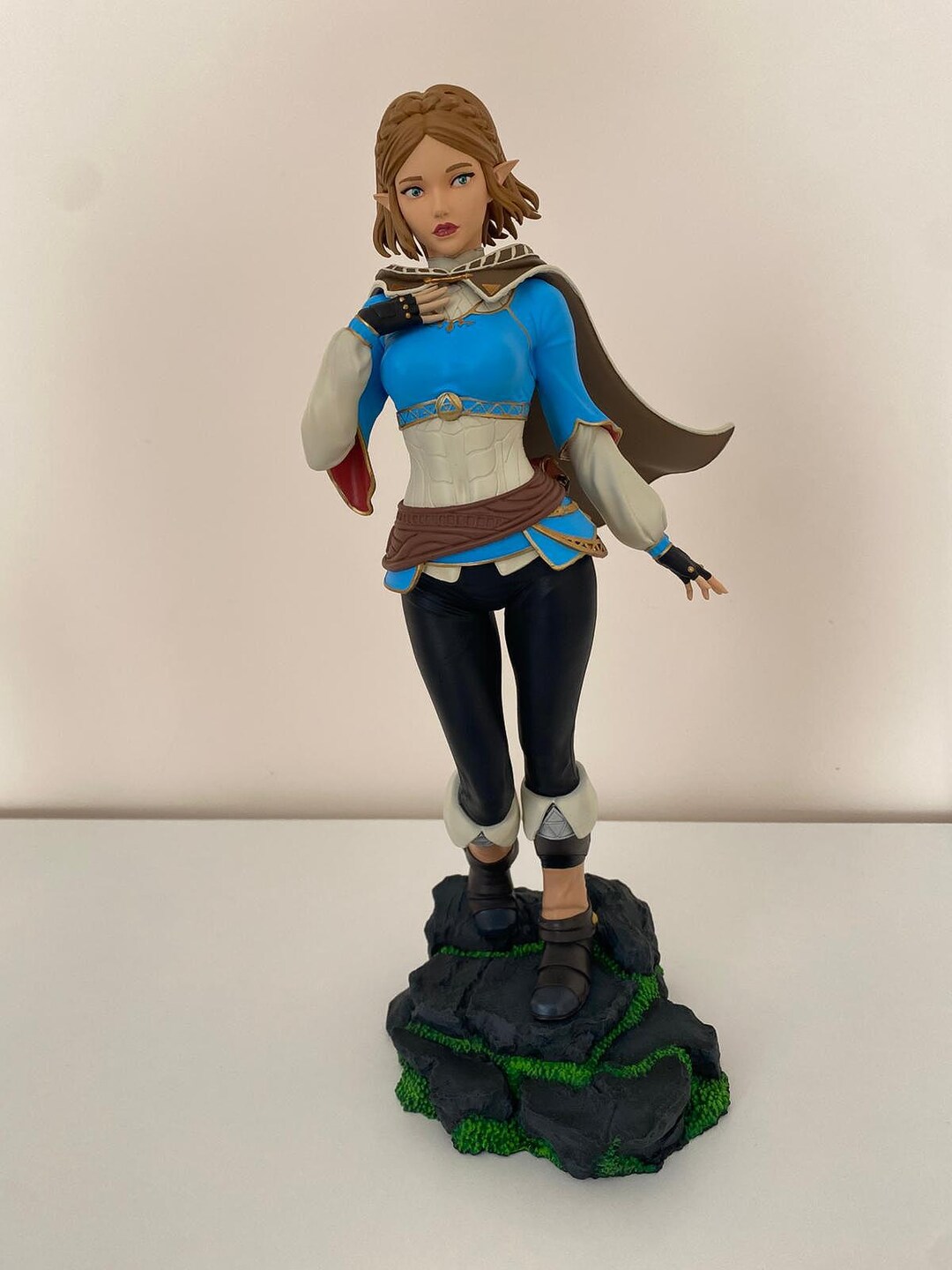 Fantasy Princess Adventurer Inspired Heroine Figure -25cm Figure/statue ...