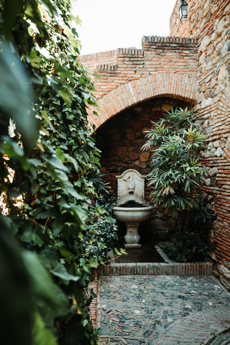 Spain 10-hour Weekend Guide Package | Barcelona, Madrid, Valencia ...