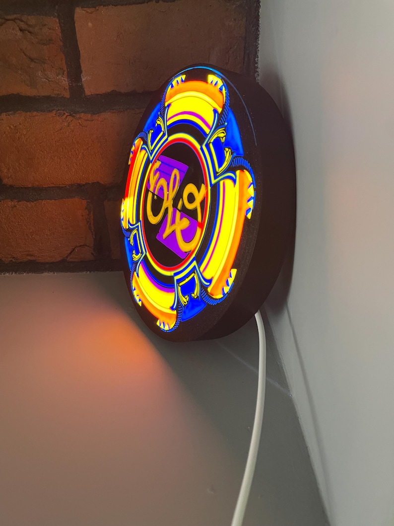 ELO 3D LED 7inch Spaceship - Etsy UK