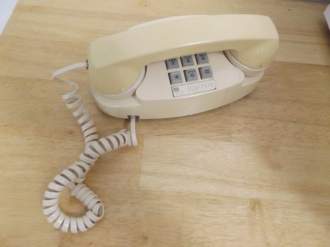Vintage Beige Princess Bell Touchtone Telephone Push Button Phone ...