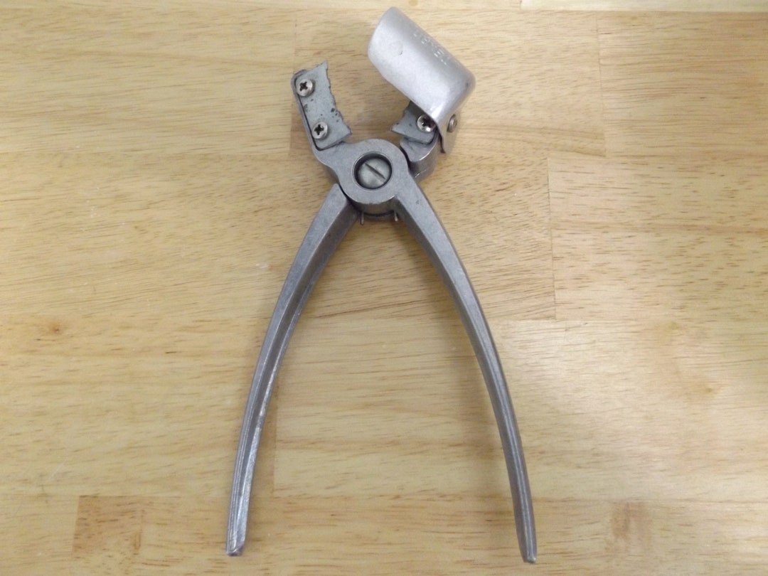 Vintage Handheld Texan Nut Sheller York Metal Nut Sheller - Etsy