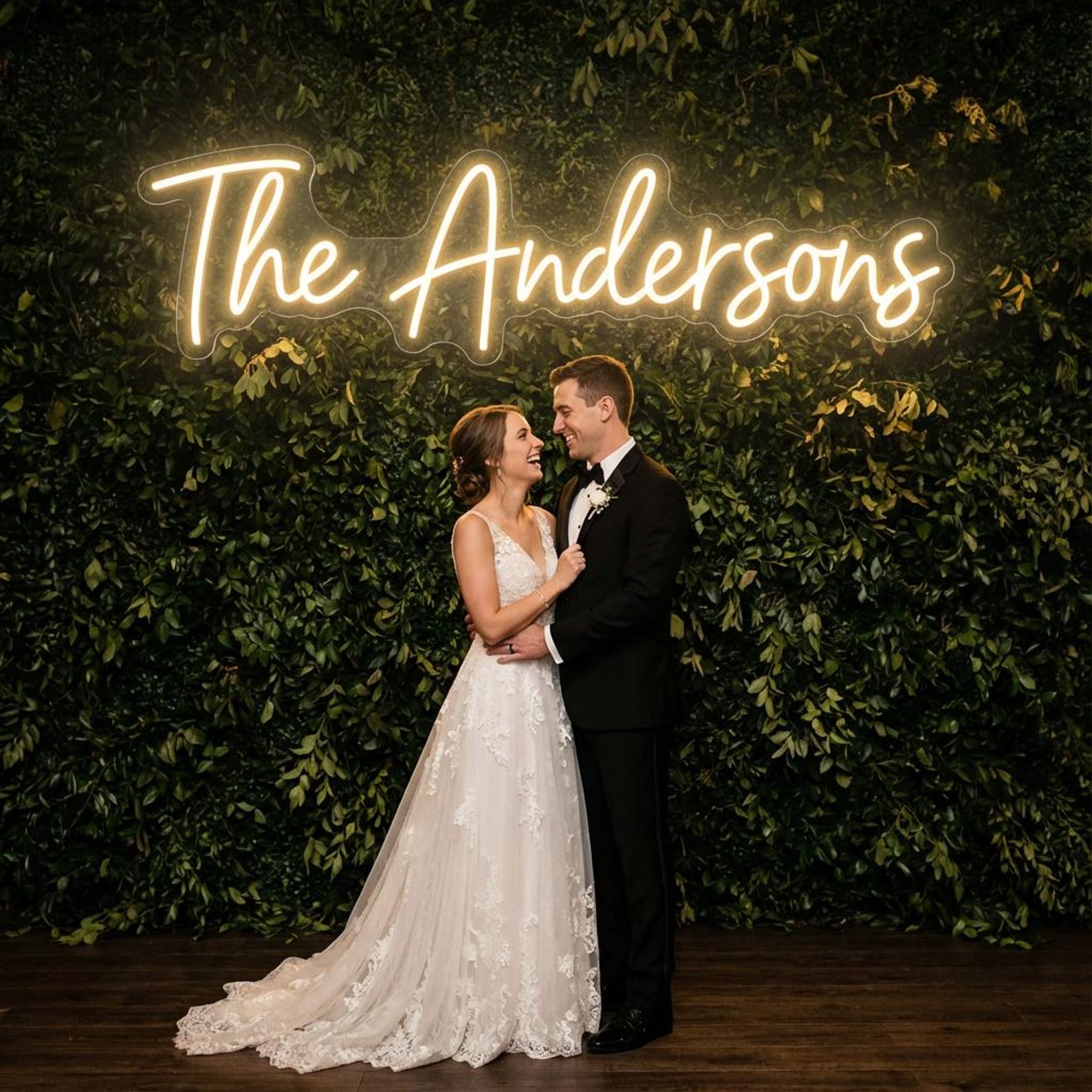 Neon Custom Name Sign, Wedding Decor, Last Name Sign, Neon Wedding Sign ...
