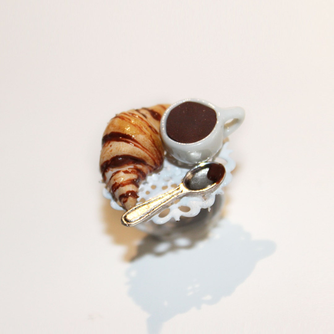 Chocolate Croissant Ring - Coffee Ring - Cafe Croissant Ring - Pastry ...