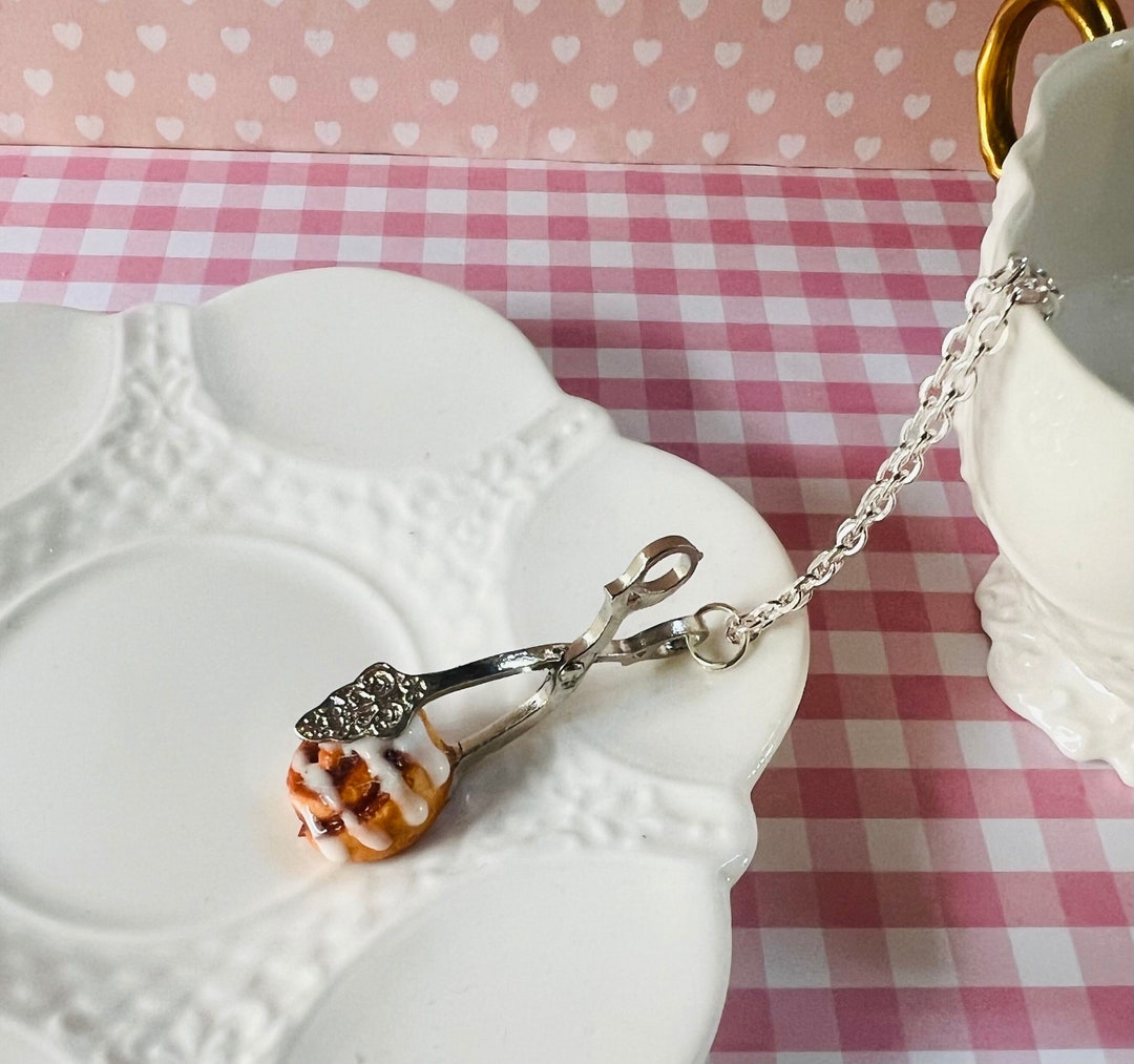 Cinnamon Roll Necklace - Cinnamon Roll Pendant - Food Necklace ...