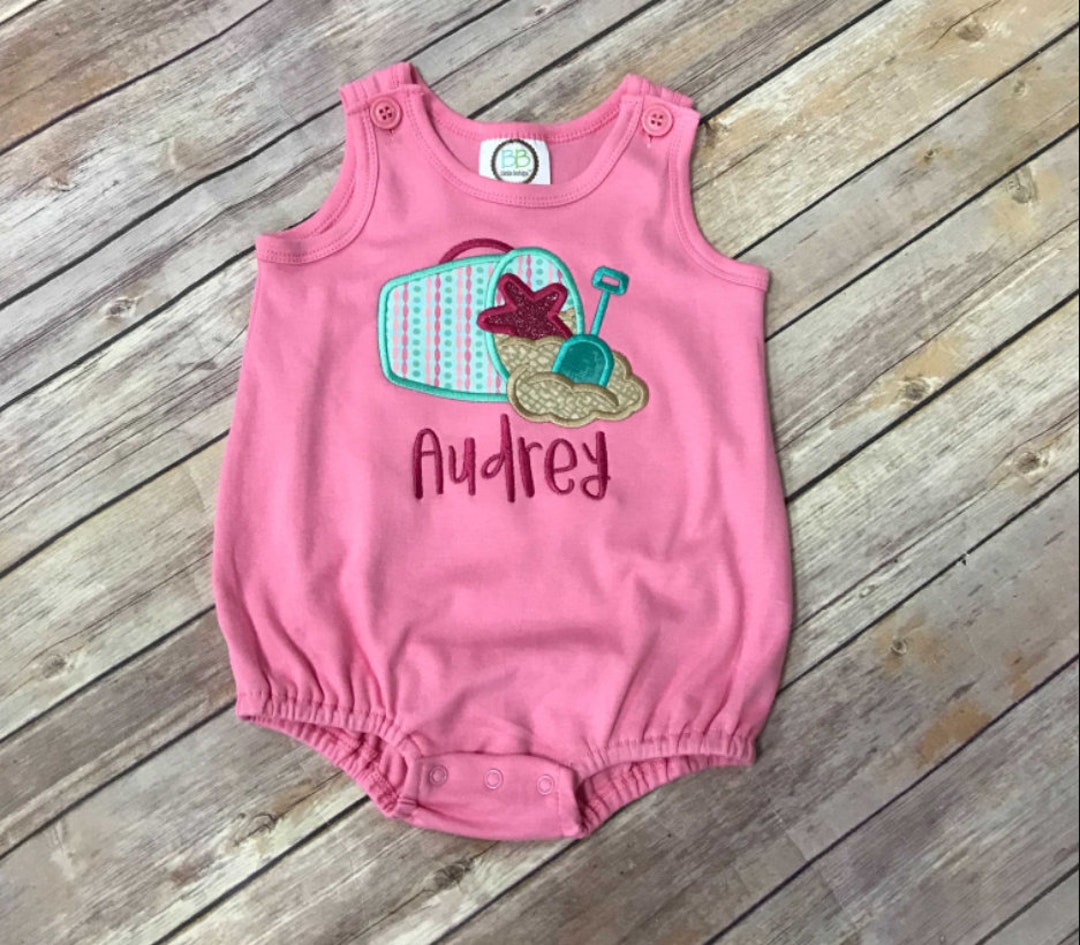 Cute Summer Girly Beach Bubble Featuring Precious Sand Bucket. A Must ...