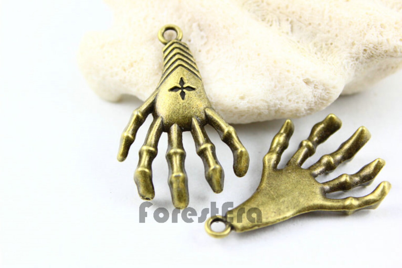 5Pcs 40x25mm Antique Brass Hand Talon Charm Pendant PND013 | Etsy