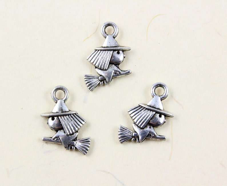 50pcs Antique Silver Witch Charm Witch Pendant 11x9mm (PND752) - Etsy
