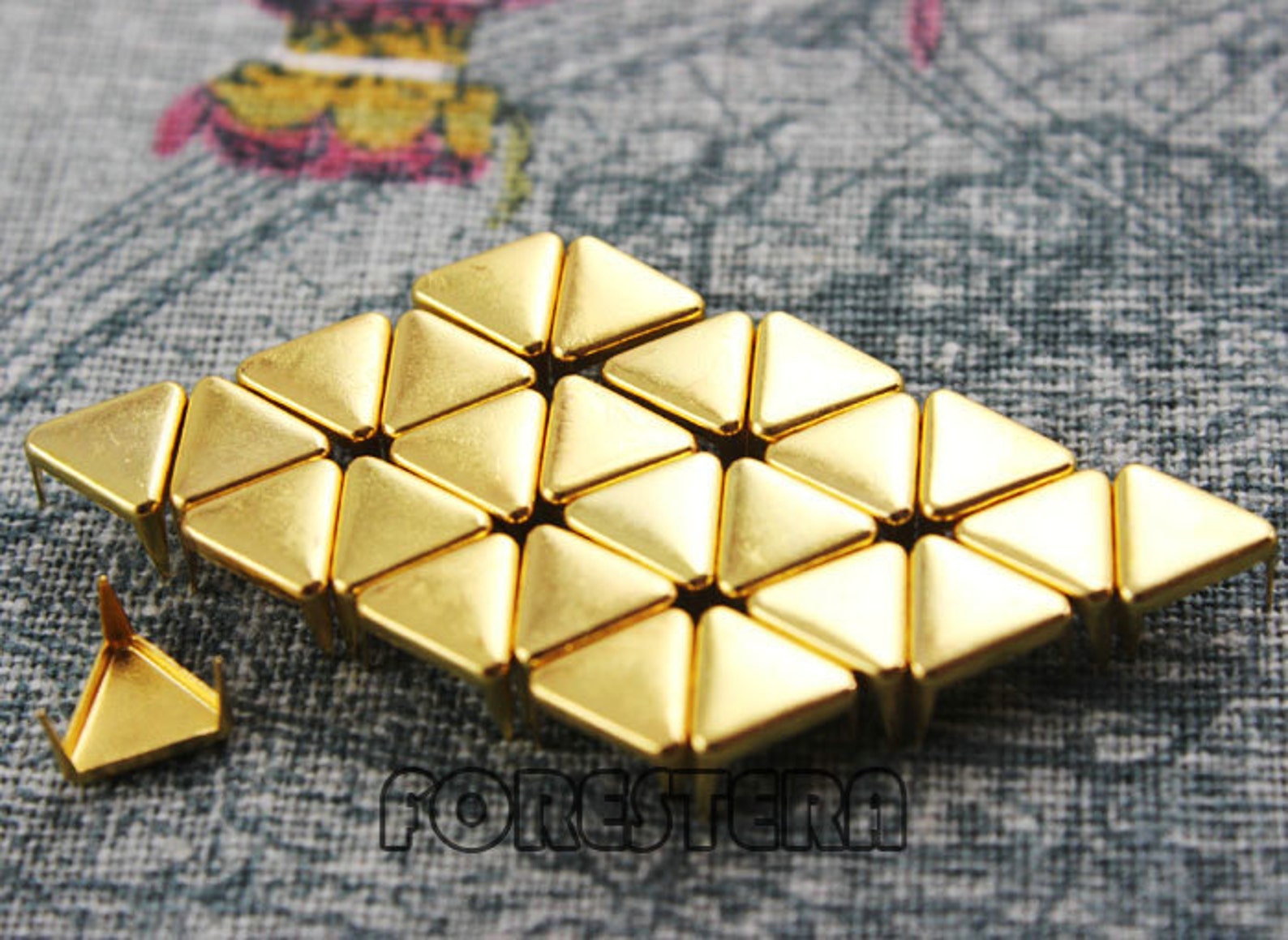 500pcs 8mm Gold Flat Triangle Studs Metal Studs (JFT08) - Etsy